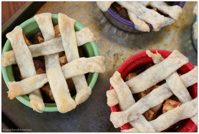 Mini Pear Apple Pie | Mama Harris' Kitchen